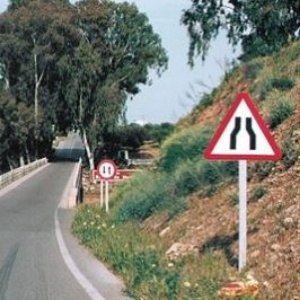 What does this sign indicate?